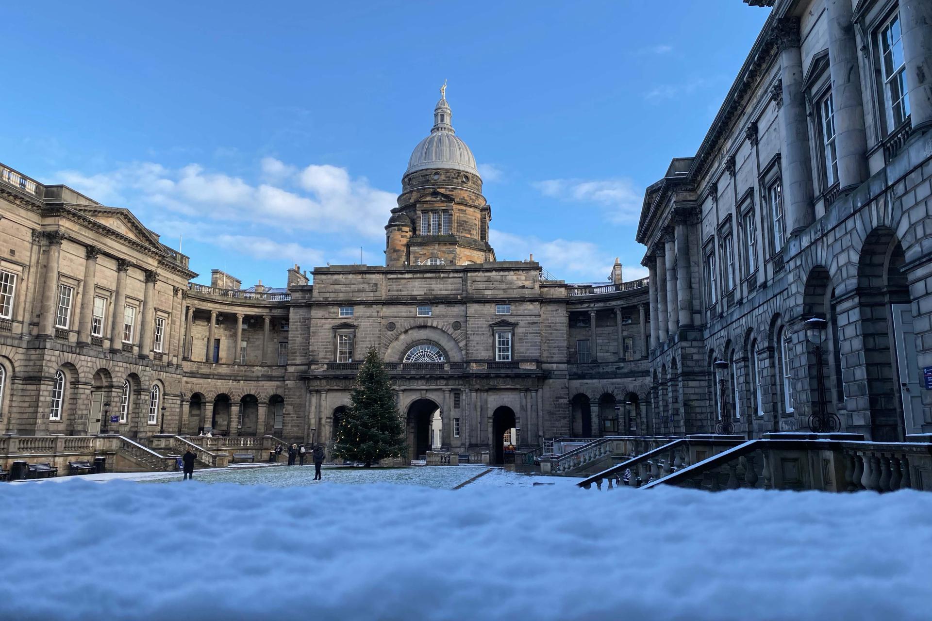 Edinburgh Law School Alumni Newsletter - Winter 2022 | Edinburgh Law School